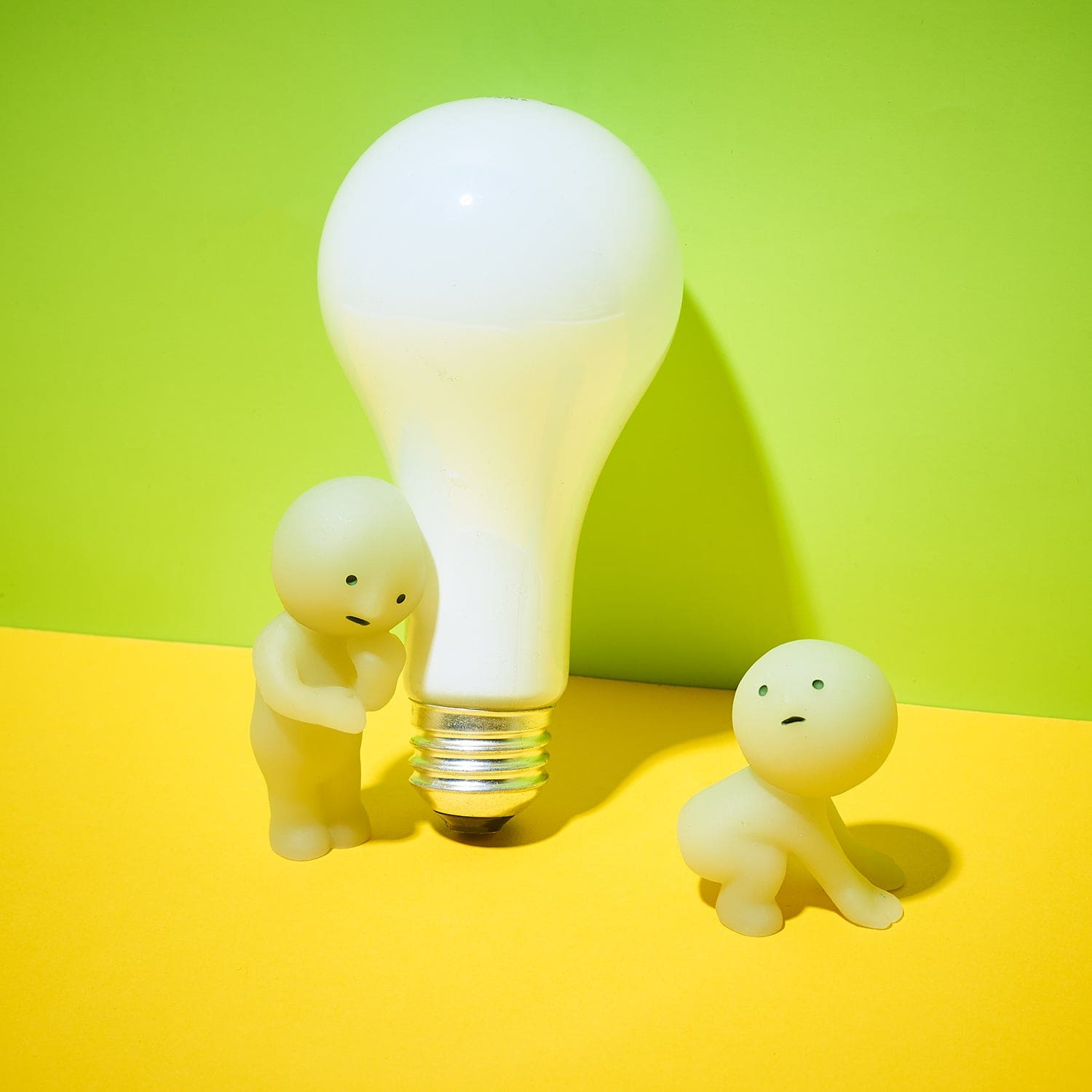 Smiski Living Series Blind Box - Glow in the Dark Figurine - Friends ...